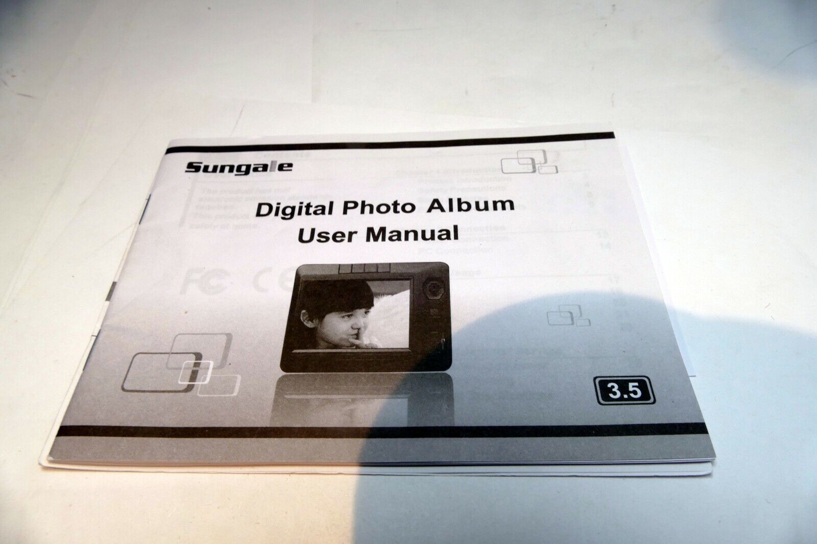 Sungale Digital Photo Album Guide Instruction Manual English – Rokas Photo and Video
